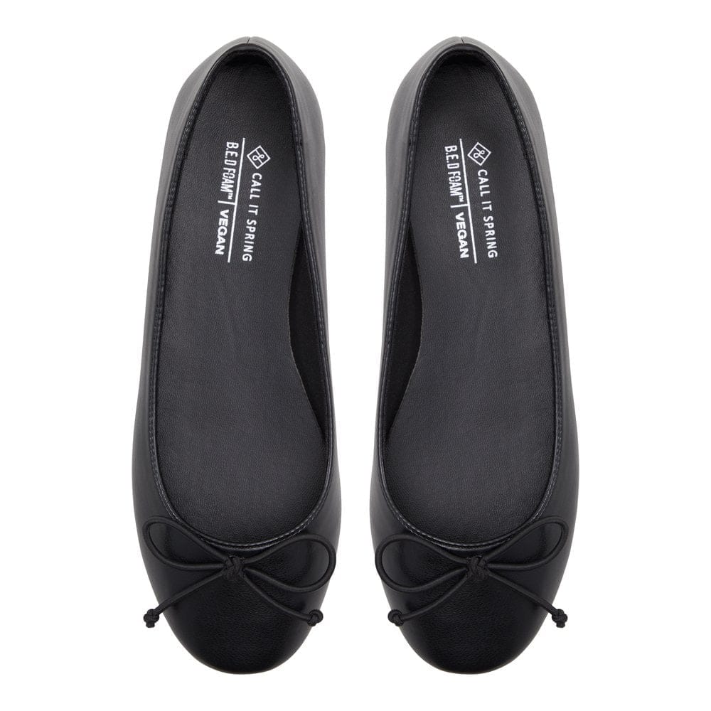 GYZELLE - Call It Spring