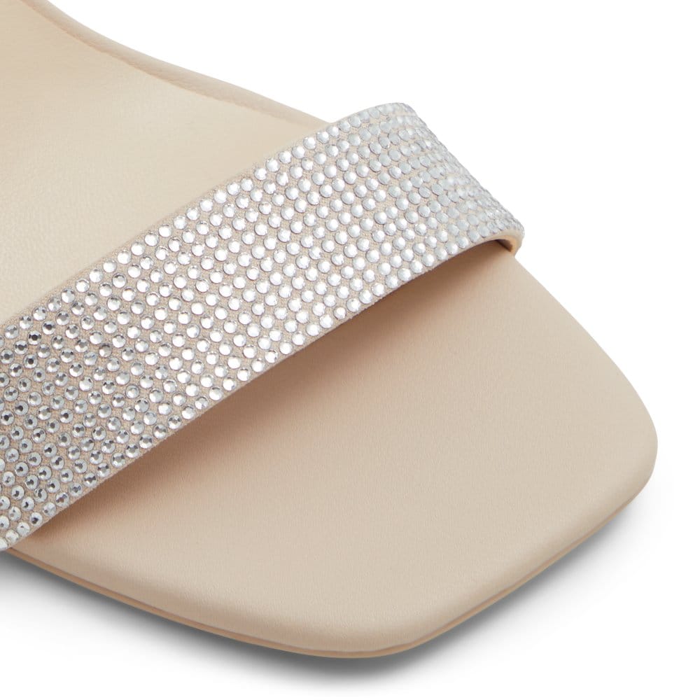 LUSITA - Call It Spring